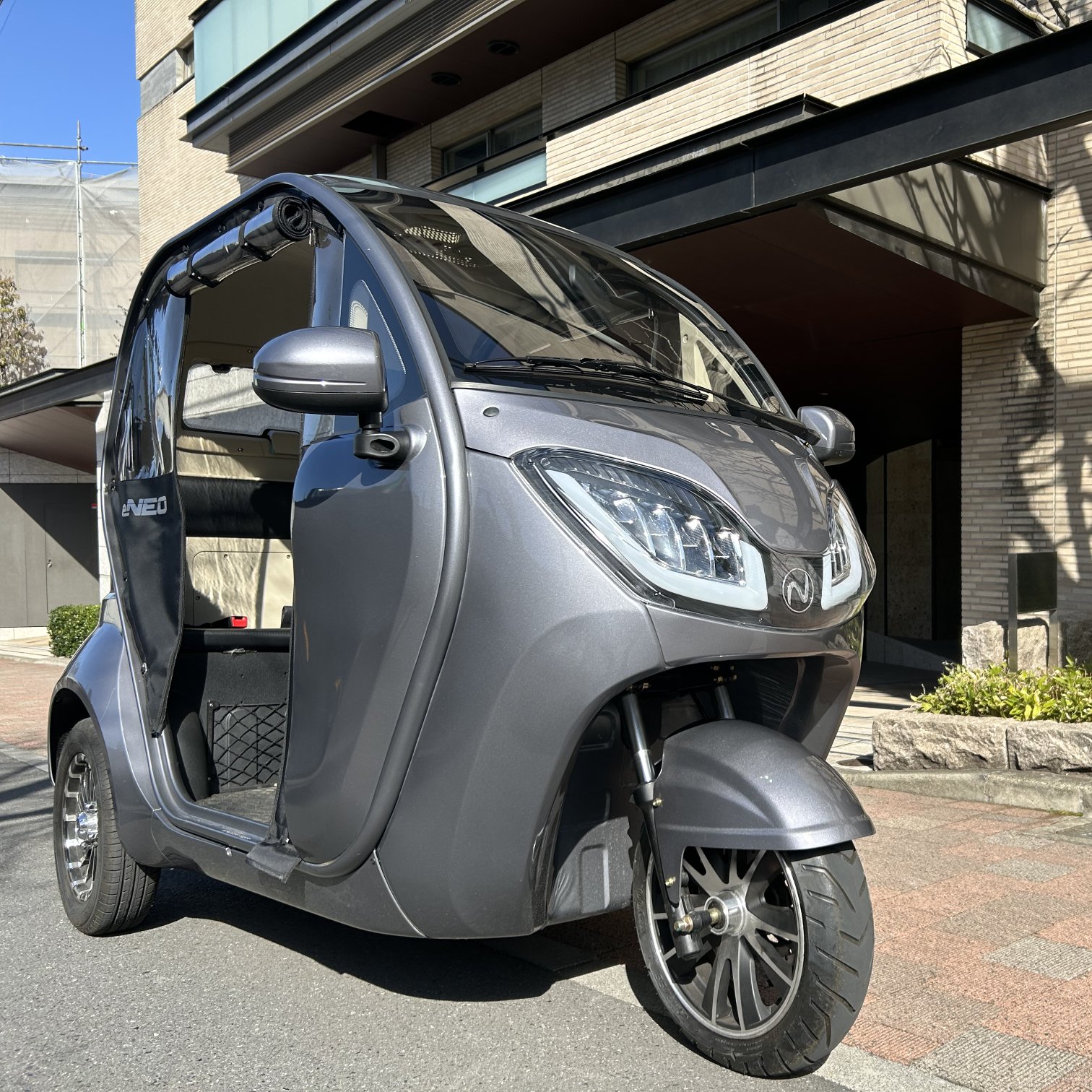 NEO-ONE / 小型EV | プロダクト | 蔦屋家電+